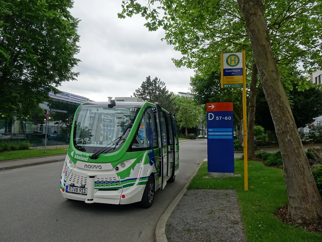 "Emilia" - autonomer Bus im Gewerbepark Regensburg - >>> Regensburger Busse