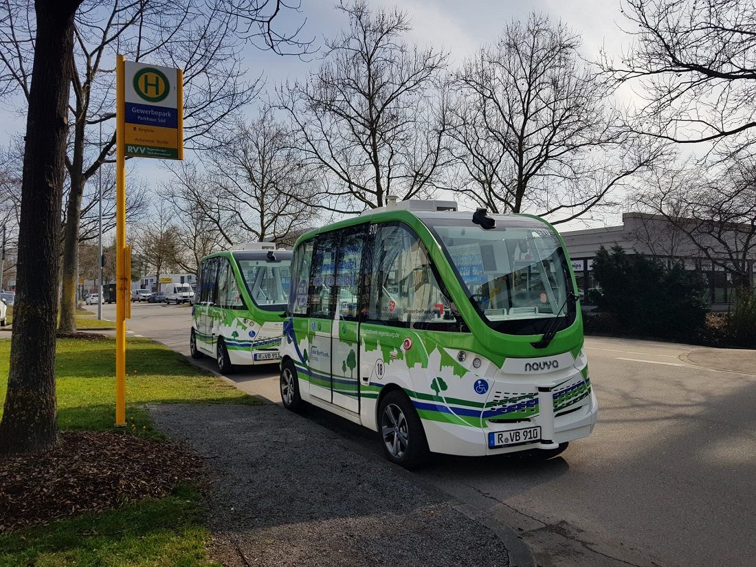 "Emilia" - autonomer Bus im Gewerbepark Regensburg - >>> Regensburger Busse