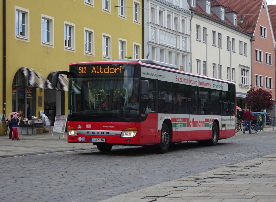 Frankenbus in Neumarkt (2 Bilder) - >>> Regensburger Busse