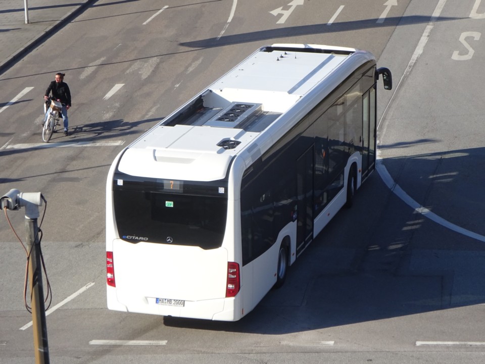 das Stadtwerk. Mobilität testet eCitaro - >>> Regensburger Busse