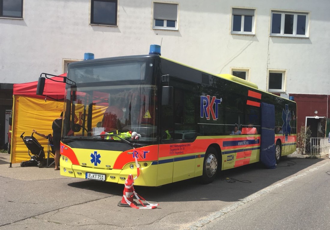 RKT: Neoplan Centroliner als Einsatzfahrzeug (Bild) - >>> Regensburger ...